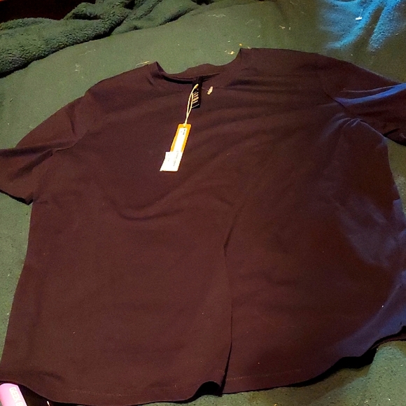 SKIMS | Shirts | Premium Basics Nwt And Return Label Plain Black Tee ...